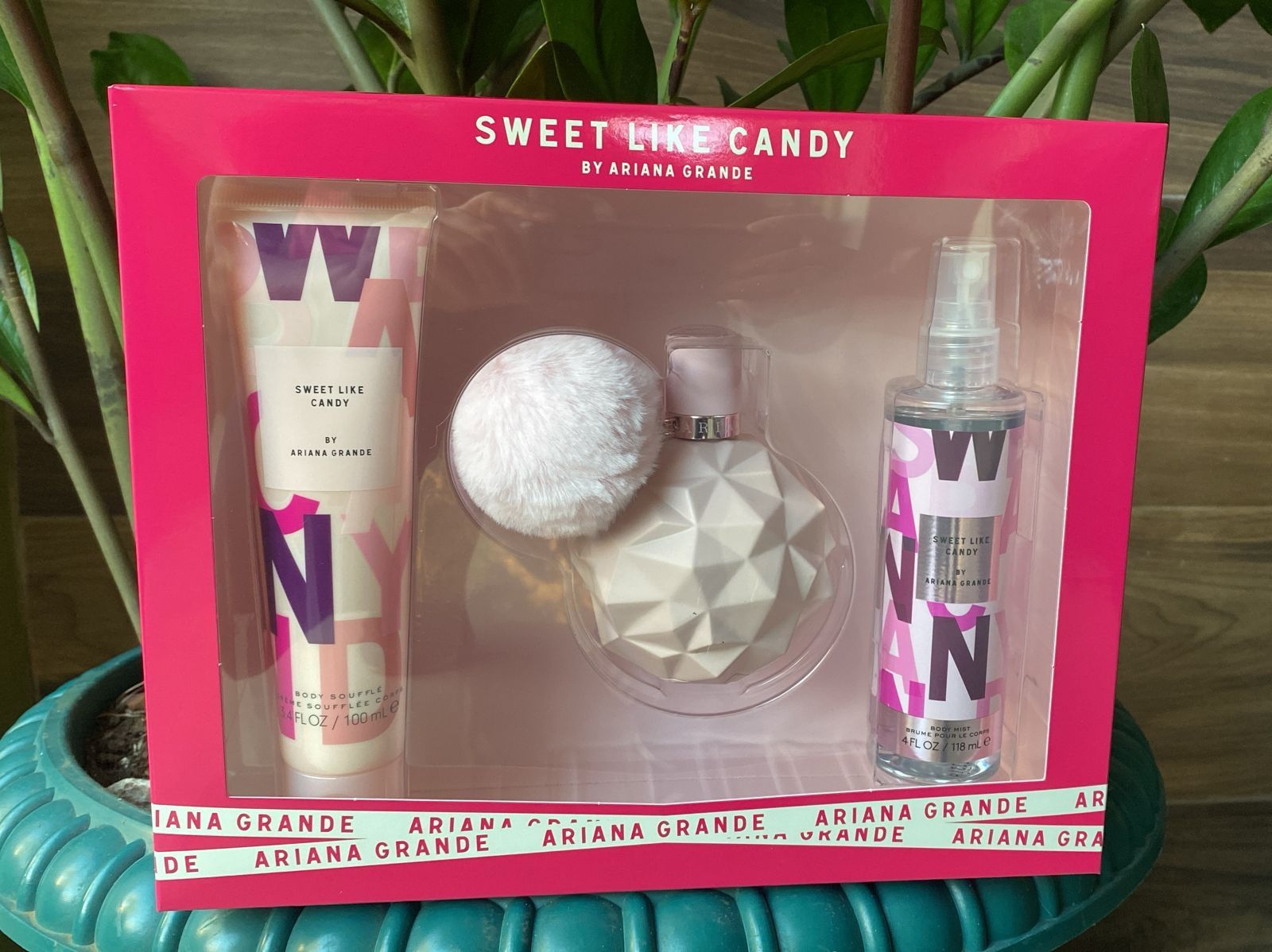 ESTUCHE ARIANA GRANDE SWEET LIKE CANDY (3 PIEZAS) - Perfumes Aqua